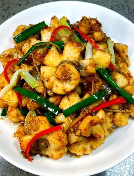 脆肉鲩鱼怎么做好吃_脆肉鲩鱼最简单的家常做法-第1张图片-山城妙识