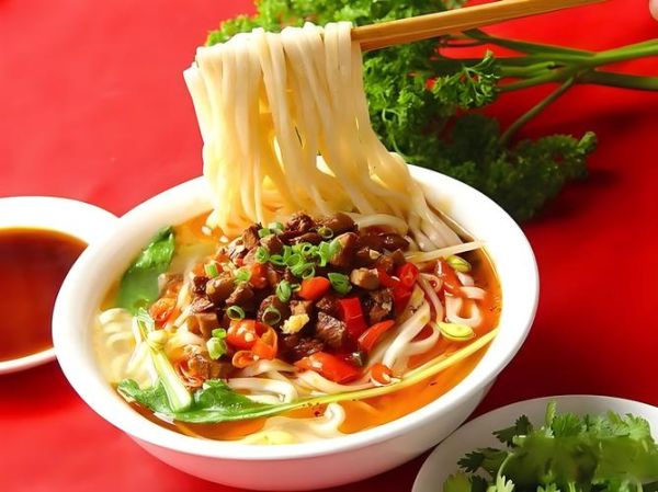 面条图片大全高清图片哪里找_高清面条美食图怎么拍-第1张图片-山城妙识