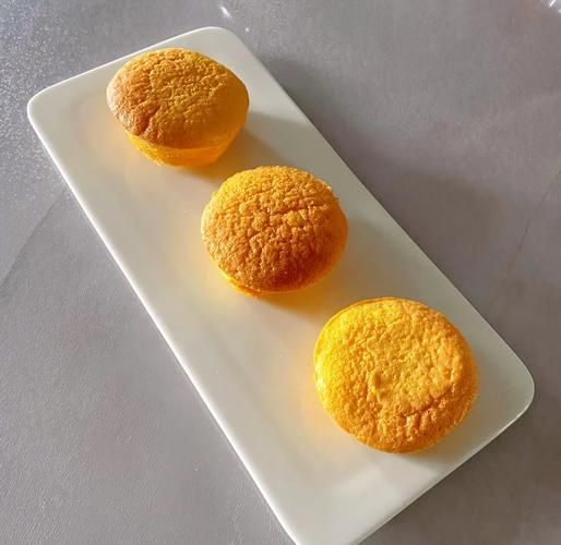 鸡蛋糕怎么做蓬松不塌陷_鸡蛋糕的家常做法大全图解-第2张图片-山城妙识