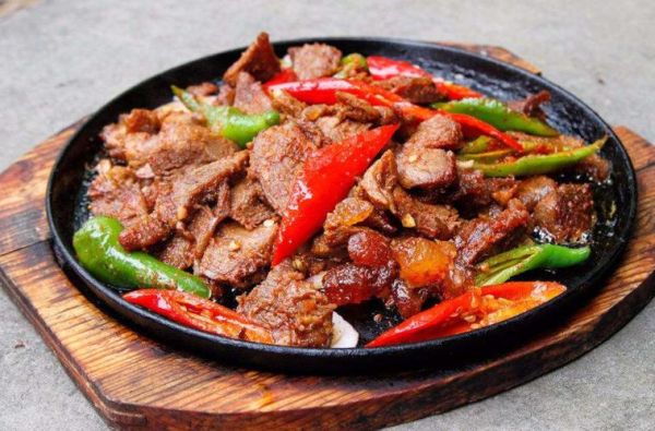 铁板牛肉怎么做才嫩_铁板牛肉图片高清细节解析-第1张图片-山城妙识 铁板牛肉怎么做才嫩_铁板牛肉图片高清细节解析-第1张图片-山城妙识