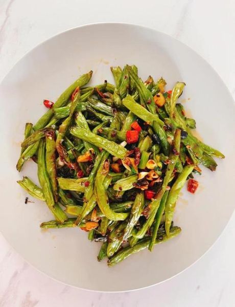 豆角怎么炒好吃又简单_家常豆角做法大全-第2张图片-山城妙识
