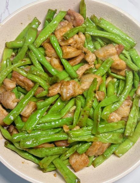 豆角怎么炒好吃又简单_家常豆角做法大全-第3张图片-山城妙识