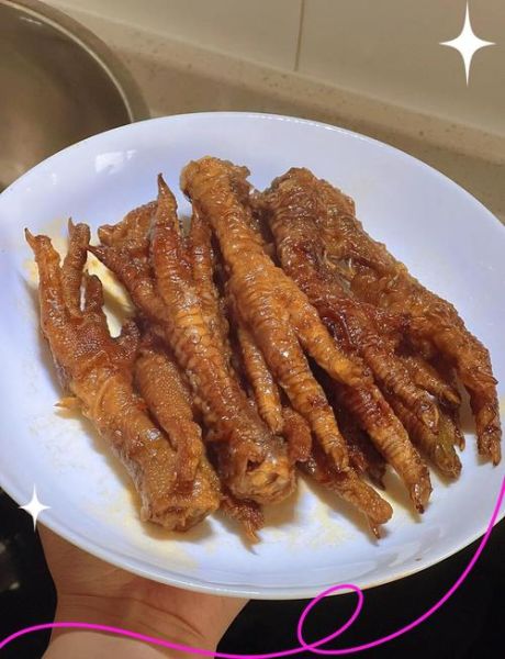 虎皮鸡爪怎么做_虎皮鸡爪的做法视频-第1张图片-山城妙识
