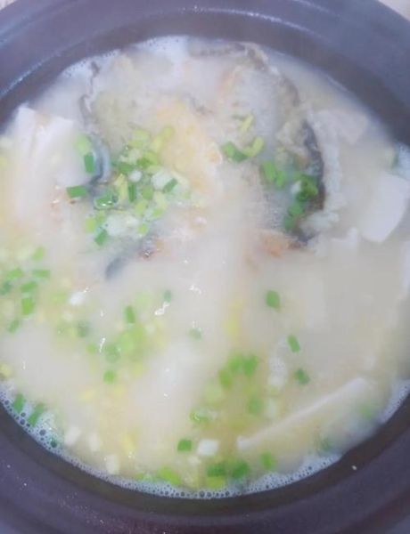 小黄鱼豆腐汤怎么做_小黄鱼豆腐汤的家常做法-第2张图片-山城妙识