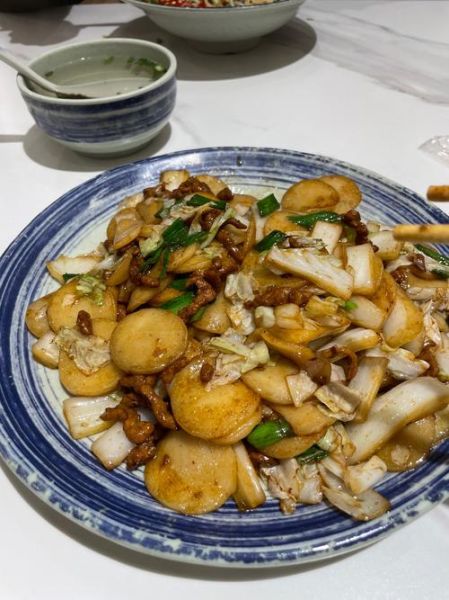 韭黄肉丝炒年糕怎么做_炒年糕粘锅怎么办-第2张图片-山城妙识
