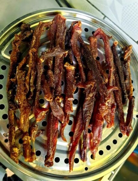 油炸猪肉干怎么做_油炸猪肉干需要多久-第1张图片-山城妙识 油炸猪肉干怎么做_油炸猪肉干需要多久-第1张图片-山城妙识