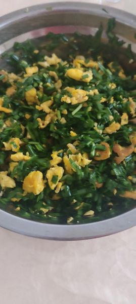 韭菜鸡蛋馅饺子怎么调好吃_韭菜鸡蛋馅饺子要不要焯水-第1张图片-山城妙识