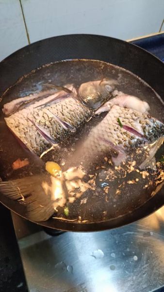 过水鱼怎么做才正宗_正宗过水鱼做法步骤-第3张图片-山城妙识