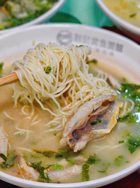 黄鱼煨面怎么做_黄鱼煨面家常做法-第2张图片-山城妙识