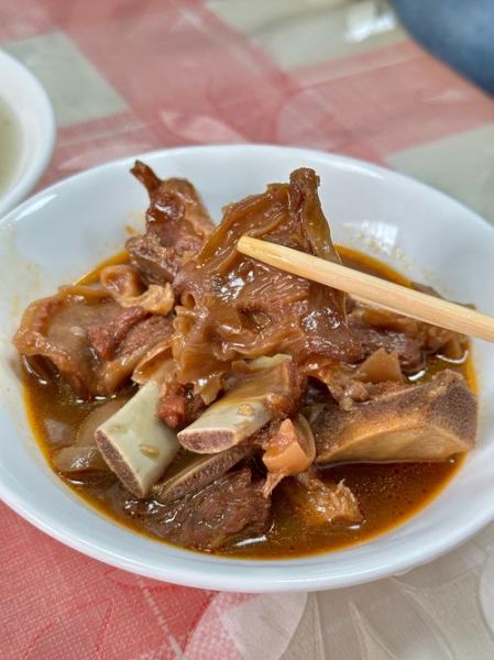 鱼肚汤怎么炖不腥_鱼肚汤的做法大全-第1张图片-山城妙识