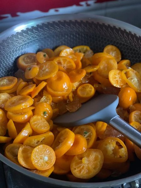 金桔冰糖止咳的做法_金桔冰糖怎么熬止咳效果好-第1张图片-山城妙识