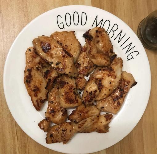 鸡胸肉怎么煎不柴_鸡胸肉怎样煎好吃-第1张图片-山城妙识