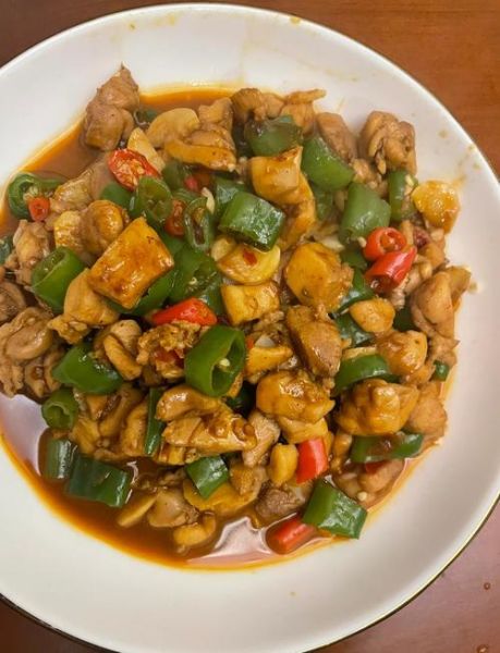 鸡肉怎么做好吃_最简单的鸡肉做法大全-第1张图片-山城妙识