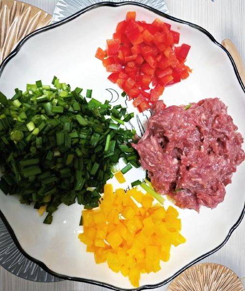 牛肉饺子馅怎么做才嫩_牛肉饺子馅放什么调料-第3张图片-山城妙识