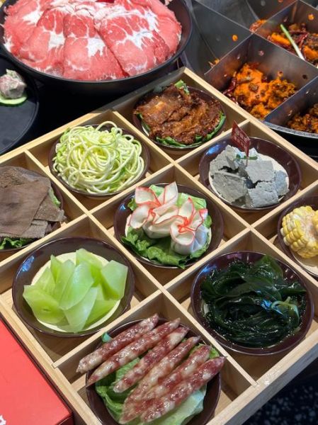 火锅菜品摆盘造型怎么摆_火锅花样摆盘技巧-第3张图片-山城妙识