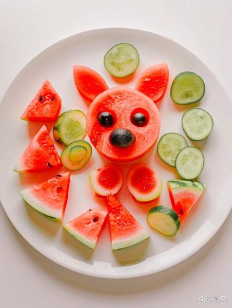 西瓜水果拼盘图片大全_怎么做简单又好看-第2张图片-山城妙识