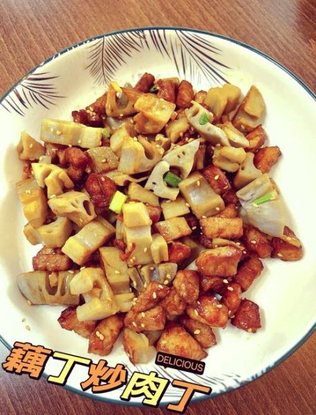 藕丁炒肉丁怎么炒才脆_藕丁炒肉丁家常做法-第2张图片-山城妙识