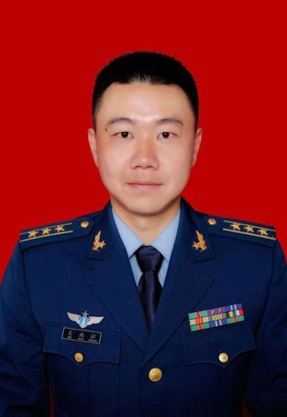 上校军衔是什么级别_上校相当于地方什么官-第2张图片-山城妙识