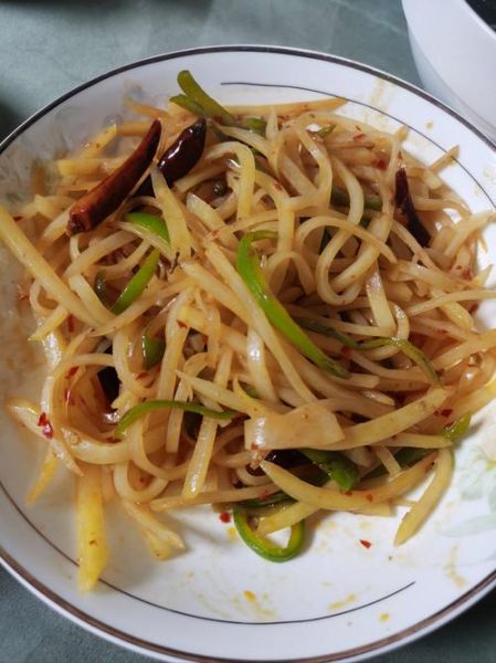 土豆丝怎么炒才脆_正宗土豆丝的做法-第2张图片-山城妙识