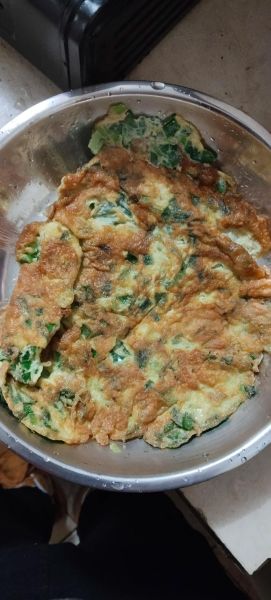 韭菜鸡蛋饼怎么做_韭菜鸡蛋饼家常做法-第1张图片-山城妙识