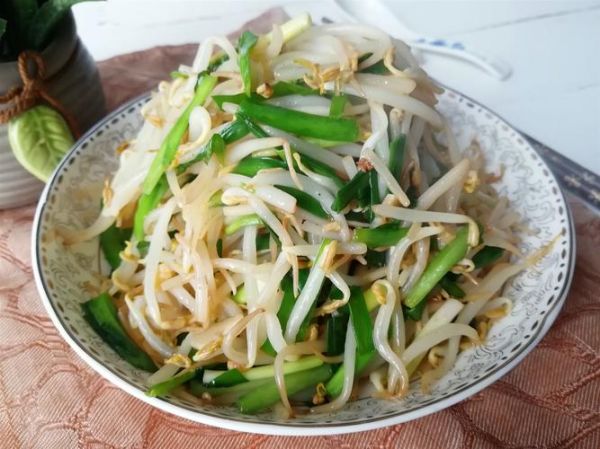 韭菜绿豆芽怎么炒好吃_韭菜绿豆芽炒多久才脆-第1张图片-山城妙识 韭菜绿豆芽怎么炒好吃_韭菜绿豆芽炒多久才脆-第1张图片-山城妙识
