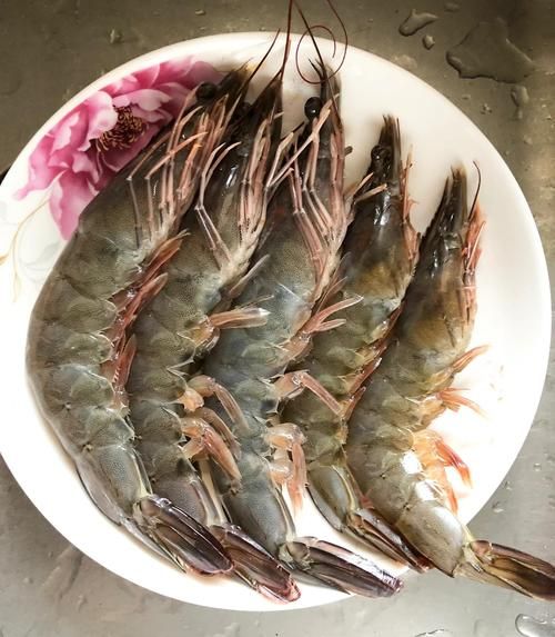 清水煮大虾怎么煮_清水煮大虾的正确方法-第3张图片-山城妙识