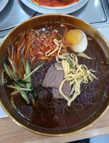 韩国冷面是什么面_冷面用什么面条-第1张图片-山城妙识