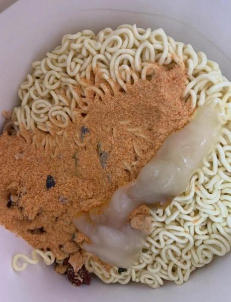 香菇炖鸡面好吃吗_香菇炖鸡面做法-第1张图片-山城妙识