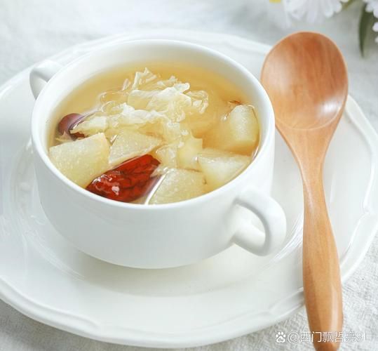 雪梨糖水要削皮吗_雪梨不去皮可以吗-第2张图片-山城妙识