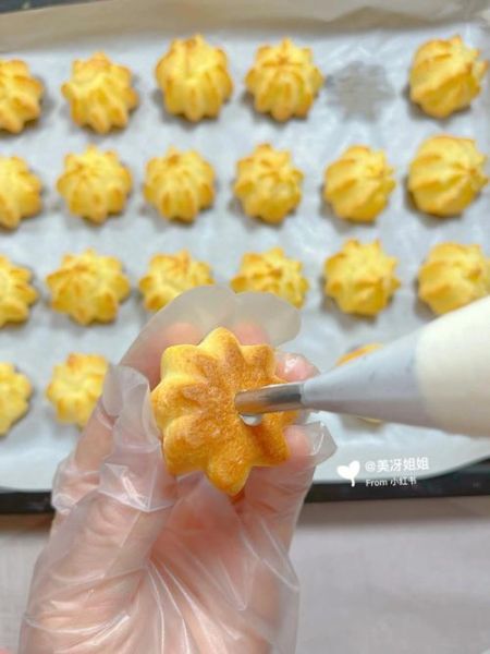 被注满奶油的小泡芙怎么做_奶油小泡芙失败原因-第1张图片-山城妙识