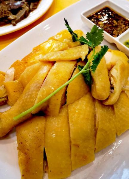 白切鸡摆盘图片_白切鸡怎么摆盘好看-第1张图片-山城妙识