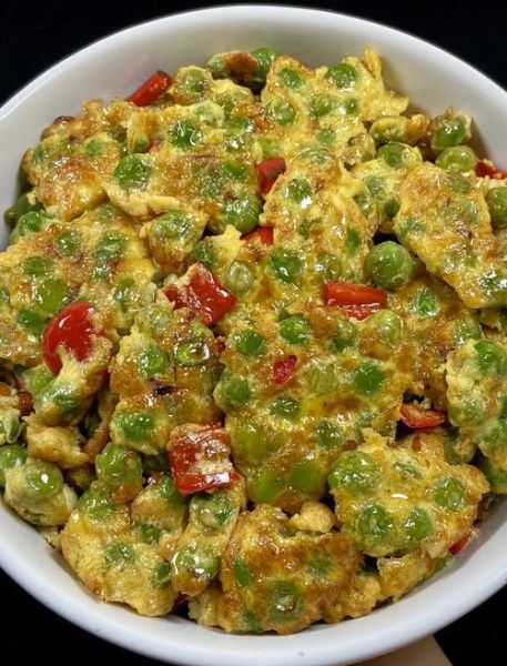 鸡蛋炒青豆怎么做_鸡蛋炒青豆热量高吗-第1张图片-山城妙识