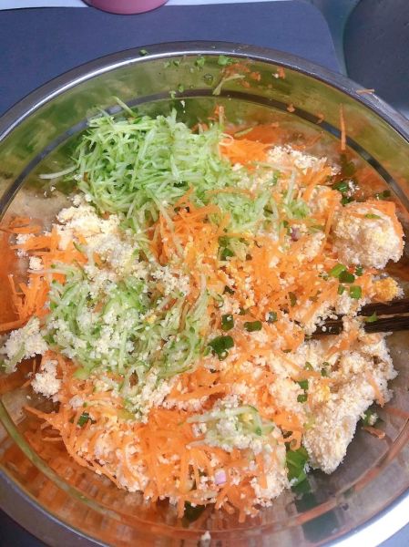 豆渣饼怎么做好吃_豆渣饼的做法窍门-第1张图片-山城妙识