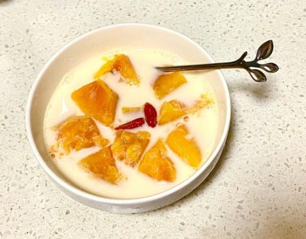 青木瓜炖牛奶怎么做_青木瓜炖牛奶的功效-第3张图片-山城妙识