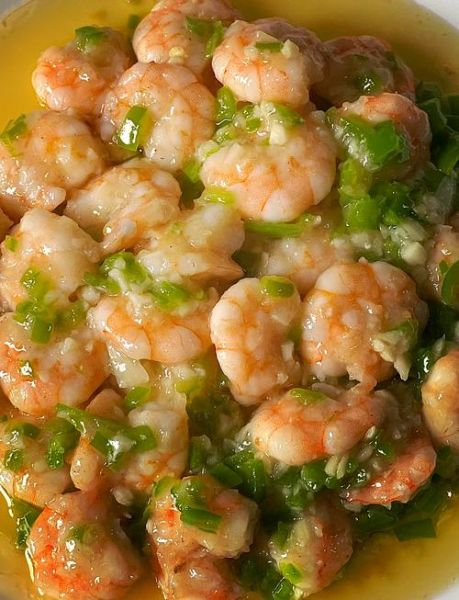 青虾怎么炒才好吃_青虾炒多久才入味-第1张图片-山城妙识