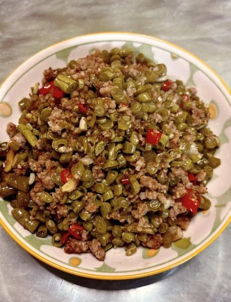 酸豆角炒肉末怎么炒好吃_酸豆角炒肉末的做法窍门-第1张图片-山城妙识