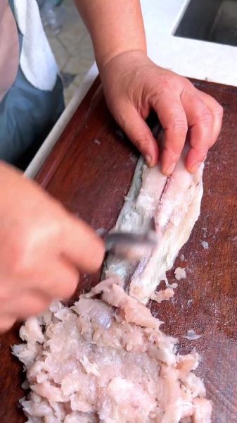 鲅鱼馅饺子怎么调馅_鲅鱼饺子馅怎么调不腥-第1张图片-山城妙识