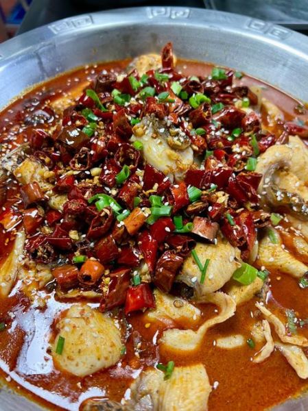 麻辣火锅鱼怎么做_家常做法步骤详解-第2张图片-山城妙识
