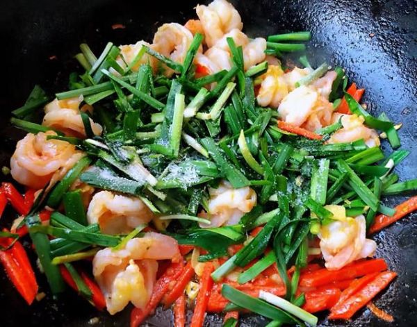 韭菜炒虾仁怎么做_韭菜炒虾仁的正宗做法-第1张图片-山城妙识 韭菜炒虾仁怎么做_韭菜炒虾仁的正宗做法-第1张图片-山城妙识