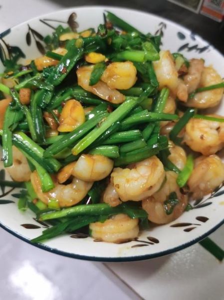 韭菜炒虾仁怎么做_韭菜炒虾仁的正宗做法-第3张图片-山城妙识 韭菜炒虾仁怎么做_韭菜炒虾仁的正宗做法-第3张图片-山城妙识