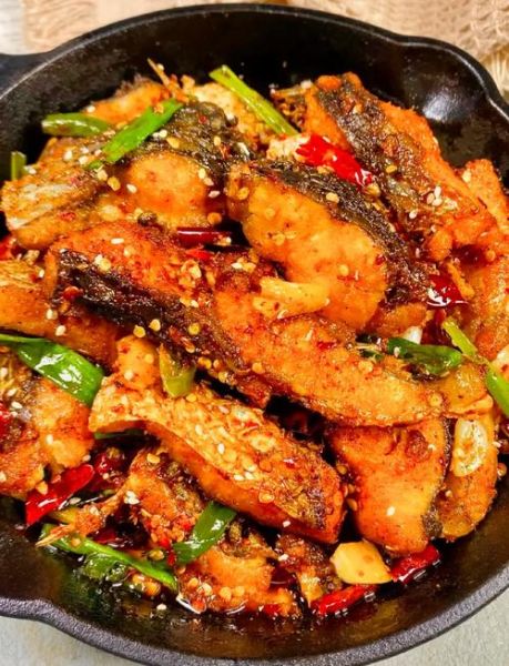 辣子鱼块怎么烧_家常辣子鱼块的做法-第2张图片-山城妙识