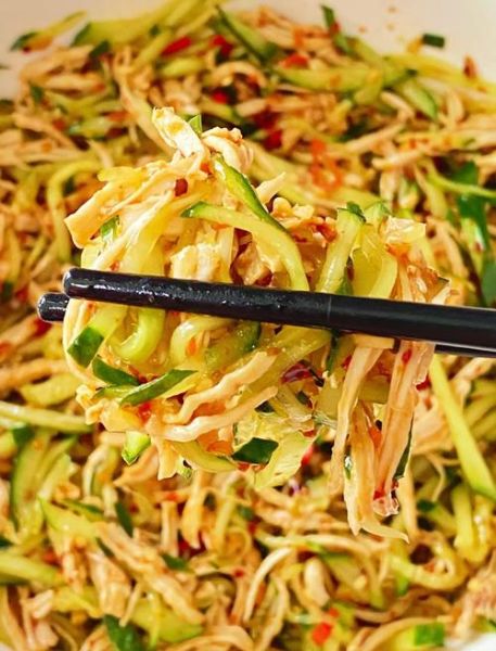 鸡胸肉怎么做好吃凉拌_鸡胸肉凉拌怎么做才嫩-第1张图片-山城妙识