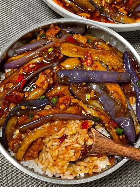 红烧茄子的汁怎么调_红烧茄子汁比例是多少-第3张图片-山城妙识