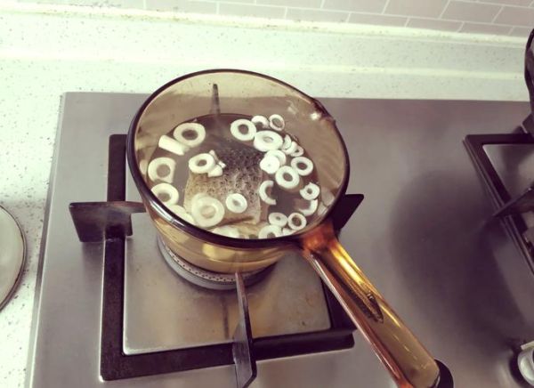 通草鲫鱼汤下奶做法_通草鲫鱼汤禁忌-第3张图片-山城妙识 通草鲫鱼汤下奶做法_通草鲫鱼汤禁忌-第3张图片-山城妙识