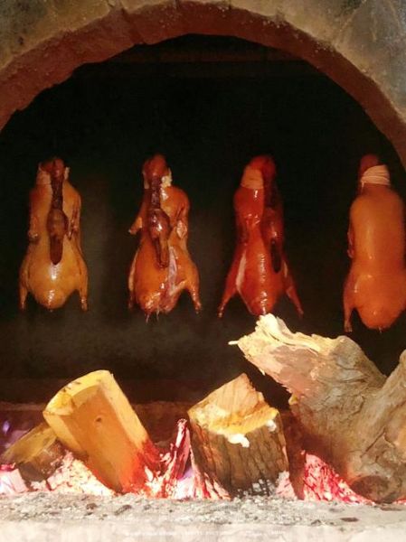 北京烤鸭哪里最正宗_如何分辨挂炉与焖炉-第1张图片-山城妙识