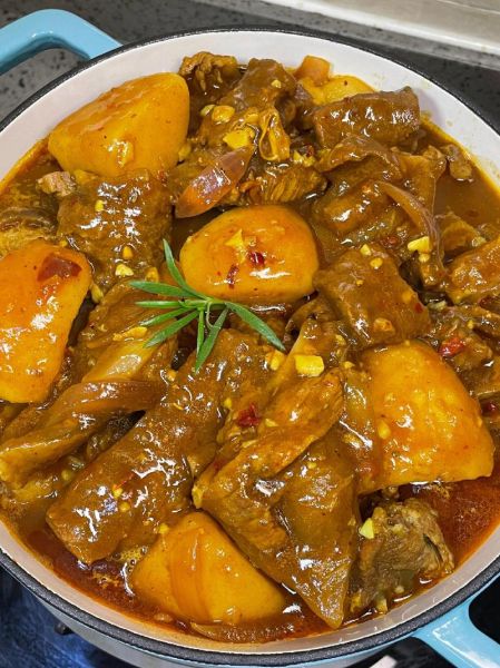 咖喱牛肉怎么做_家常咖喱牛肉最正宗做法-第1张图片-山城妙识