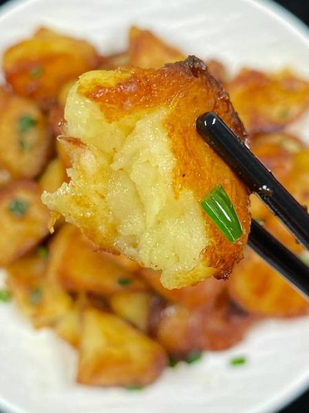 炸土豆块怎么炸才酥脆_炸土豆块的做法窍门-第3张图片-山城妙识