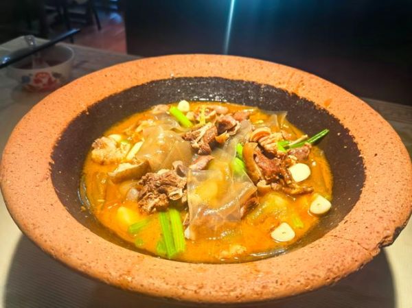 粉皮炖肉怎么做_粉皮炖肉家常做法-第1张图片-山城妙识