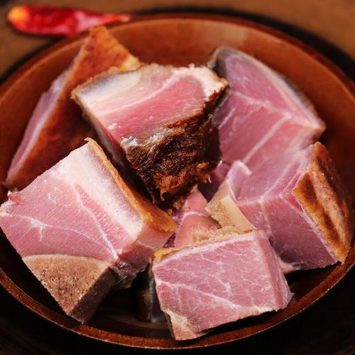 腊猪蹄怎么做好吃_腊猪蹄的做法大全-第1张图片-山城妙识