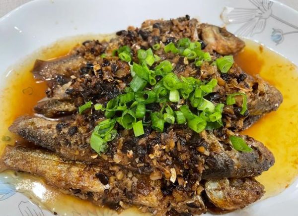 豆豉鱼怎么做_豆豉鱼配料有哪些-第1张图片-山城妙识